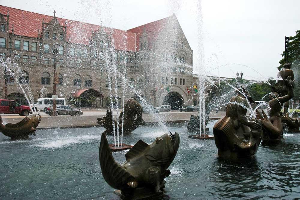 Meeting of the Waters Fountain | Aloe Plaza | City of St. Louis Parks