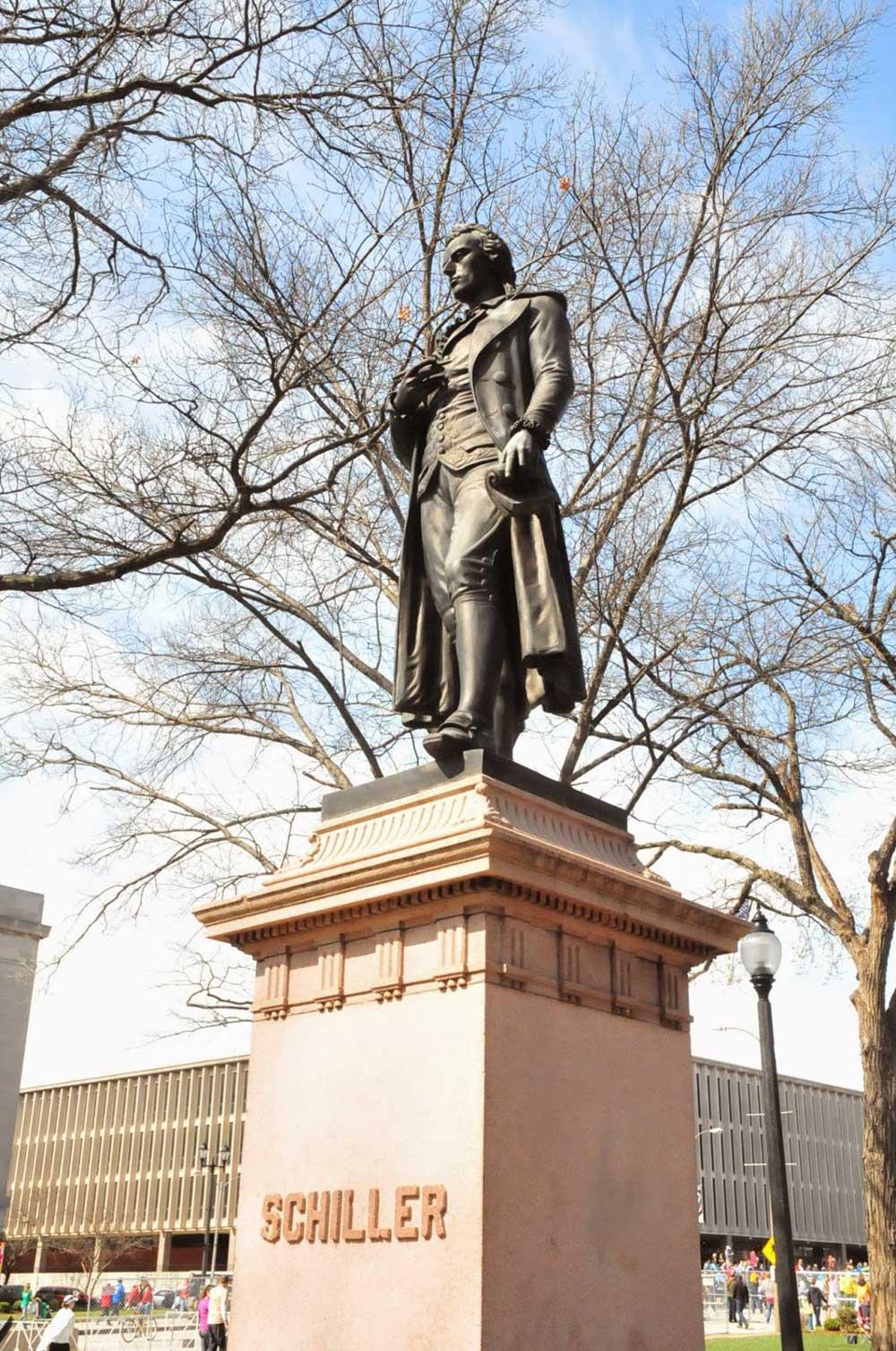 Friedrich Schiller (1759-1805) Statue | Memorial Plaza | City of St ...